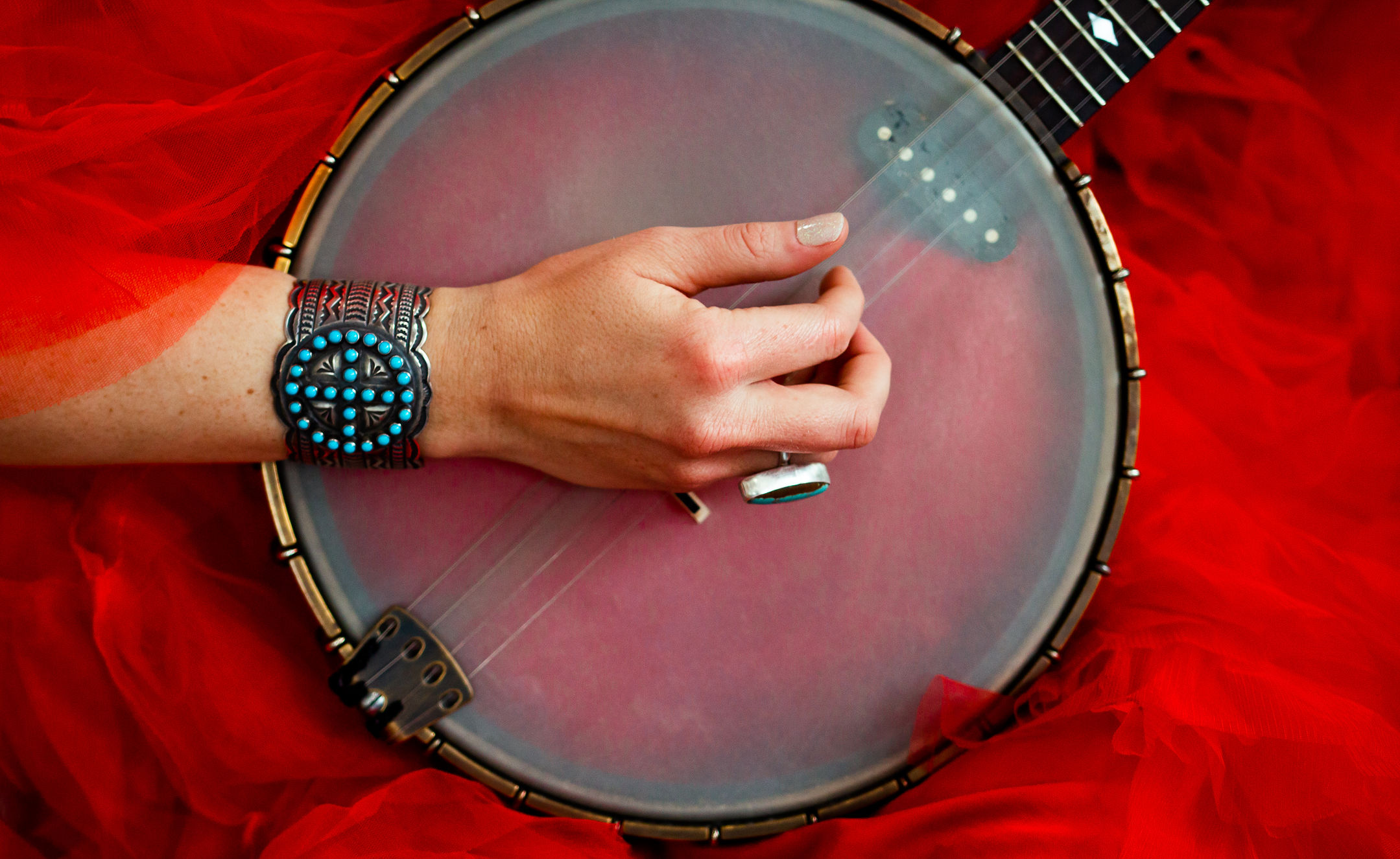 Cassie Taylor joins the music scene after years away from the spotlight ...